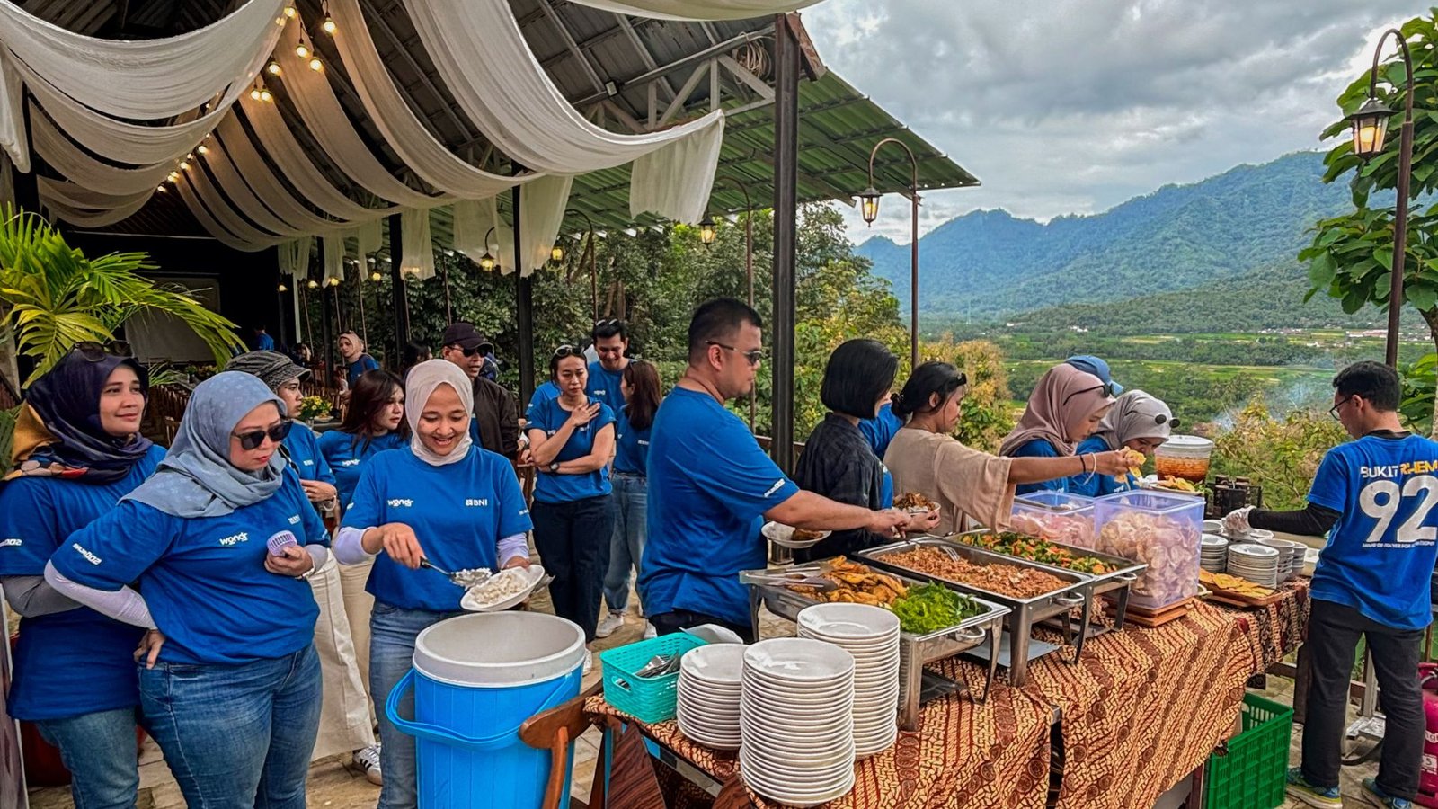 Bingung Makan Siang Dekat Candi Borobudur? Ini 5 Pilihan Tempat Makan ...